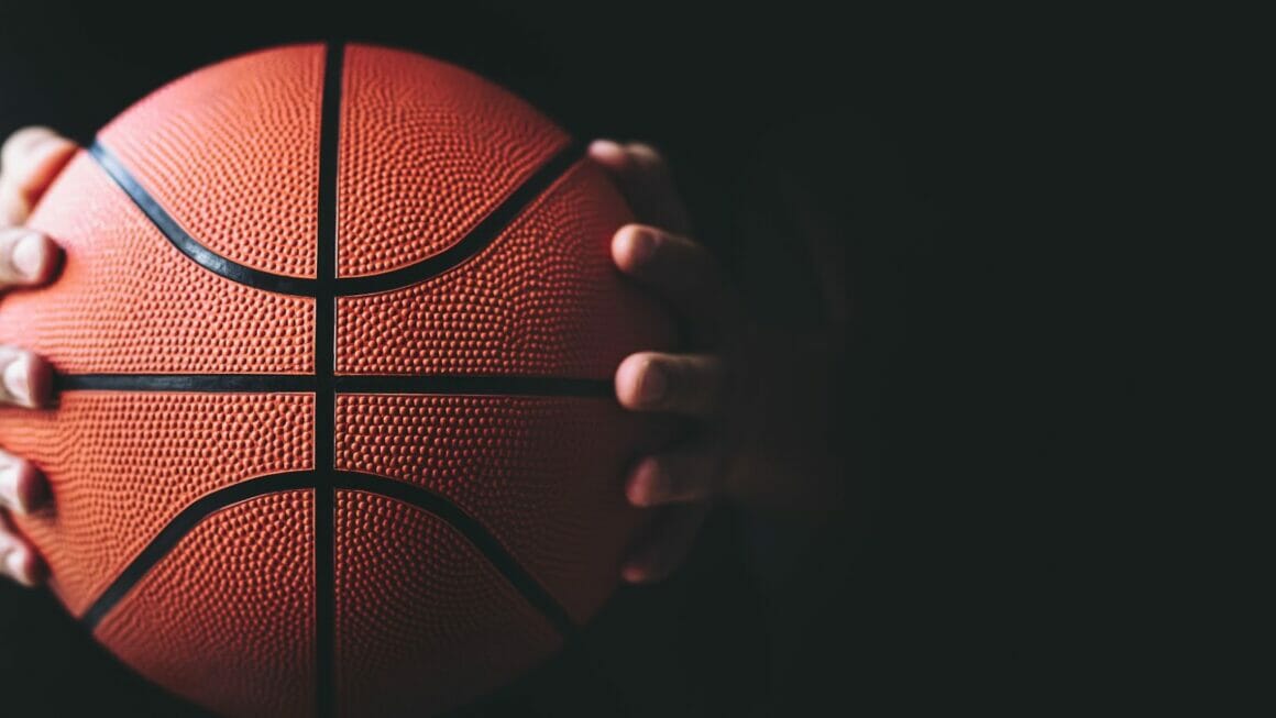 The Best Crossovers In Basketball History - Seattle Sports Online